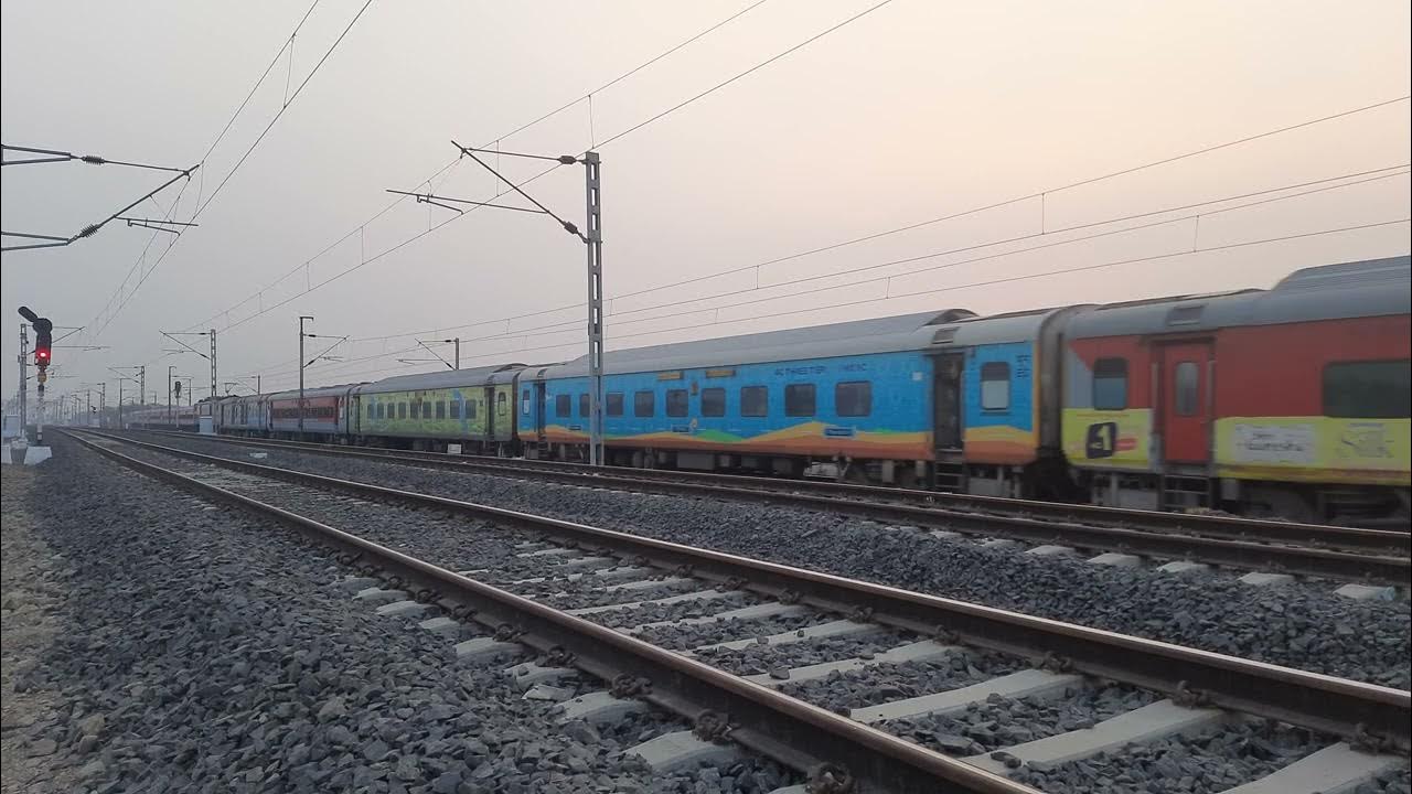 Train No 12296 Sanghamitra SF Express | Danapur To SMVT Bengaluru with WAP 7 #sanghamitraexpress ...