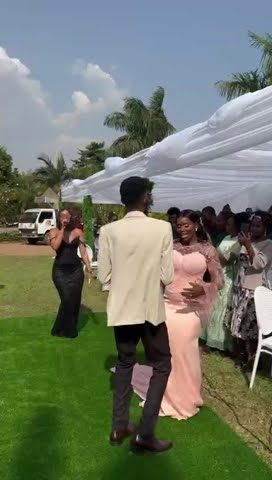 pia pounds.performing her forever hitsong #piapounds #ugandanmusic #fyp ...