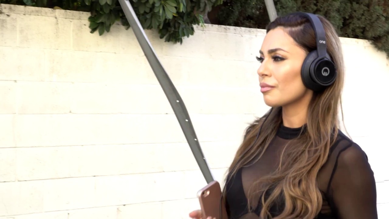 Kevin Hart Promo: The Power of Muzik - YouTube