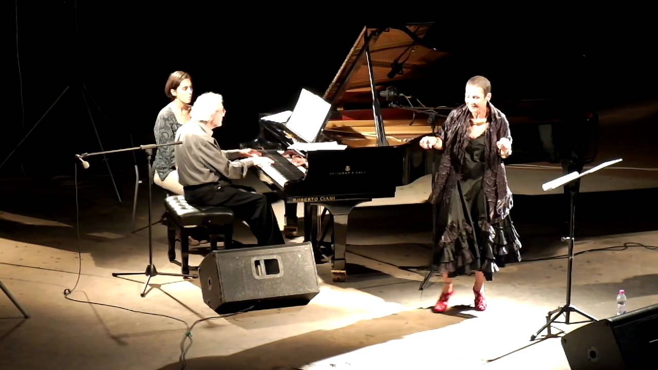 Luis Bacalov e Anna Maria Castelli - Maria de Buenos Aires - YouTube