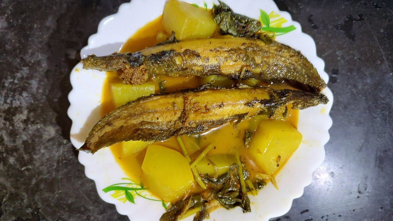 সিঙ্গী মাছ পিপুল শাক দিয়ে ঝোল।। singi mach pipul shak dea jhol # ...