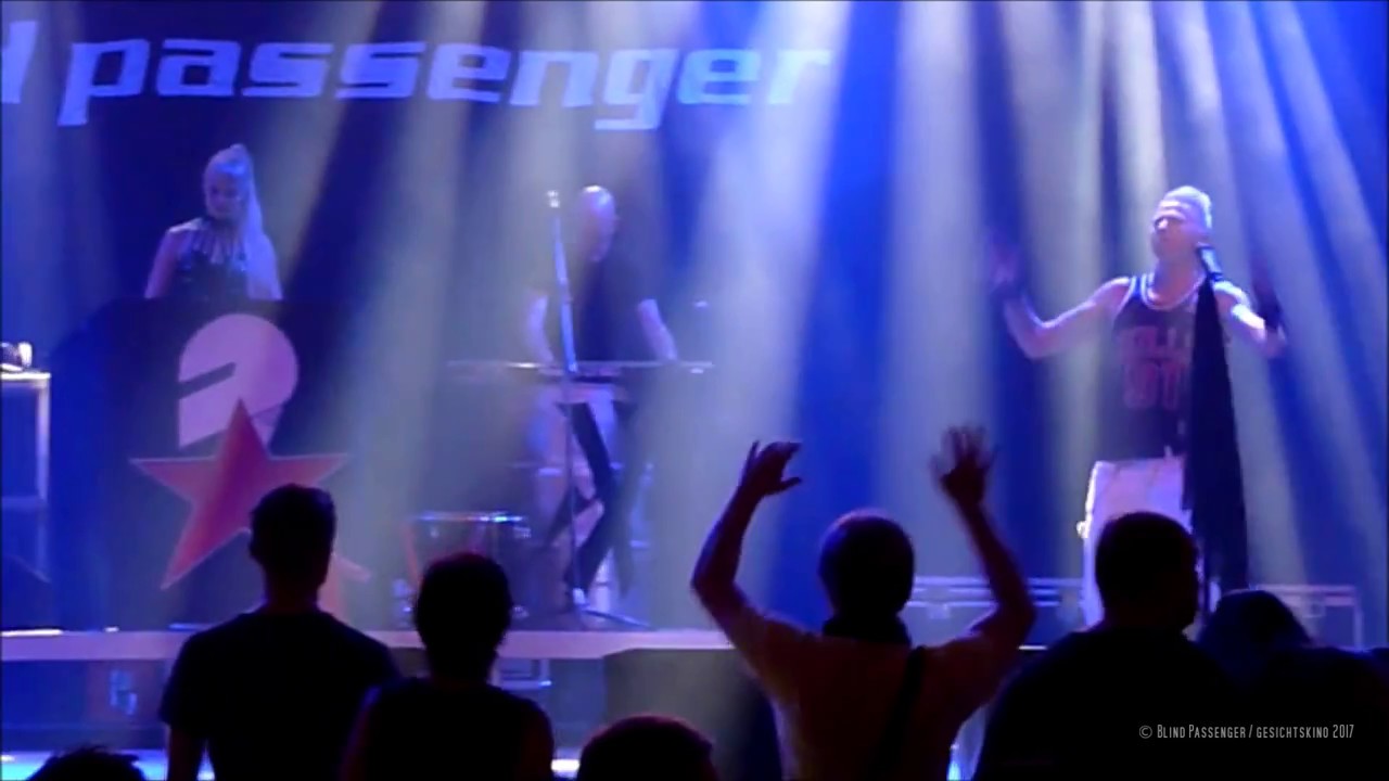 Blind Passenger feat. Nigel Wheeler - Mad World / Walking To Heaven ...