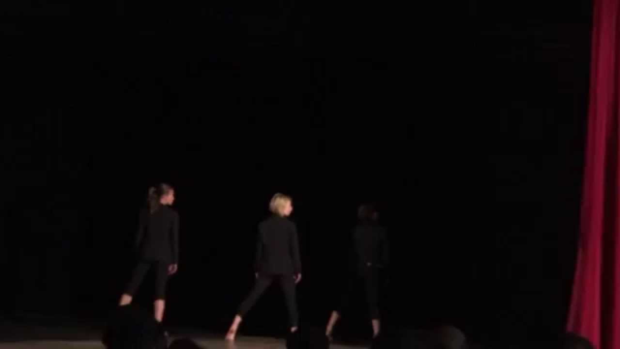 Sn' Dance Goldeneye - YouTube