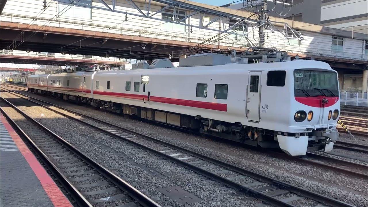 E491系East i-Eの側面 - YouTube
