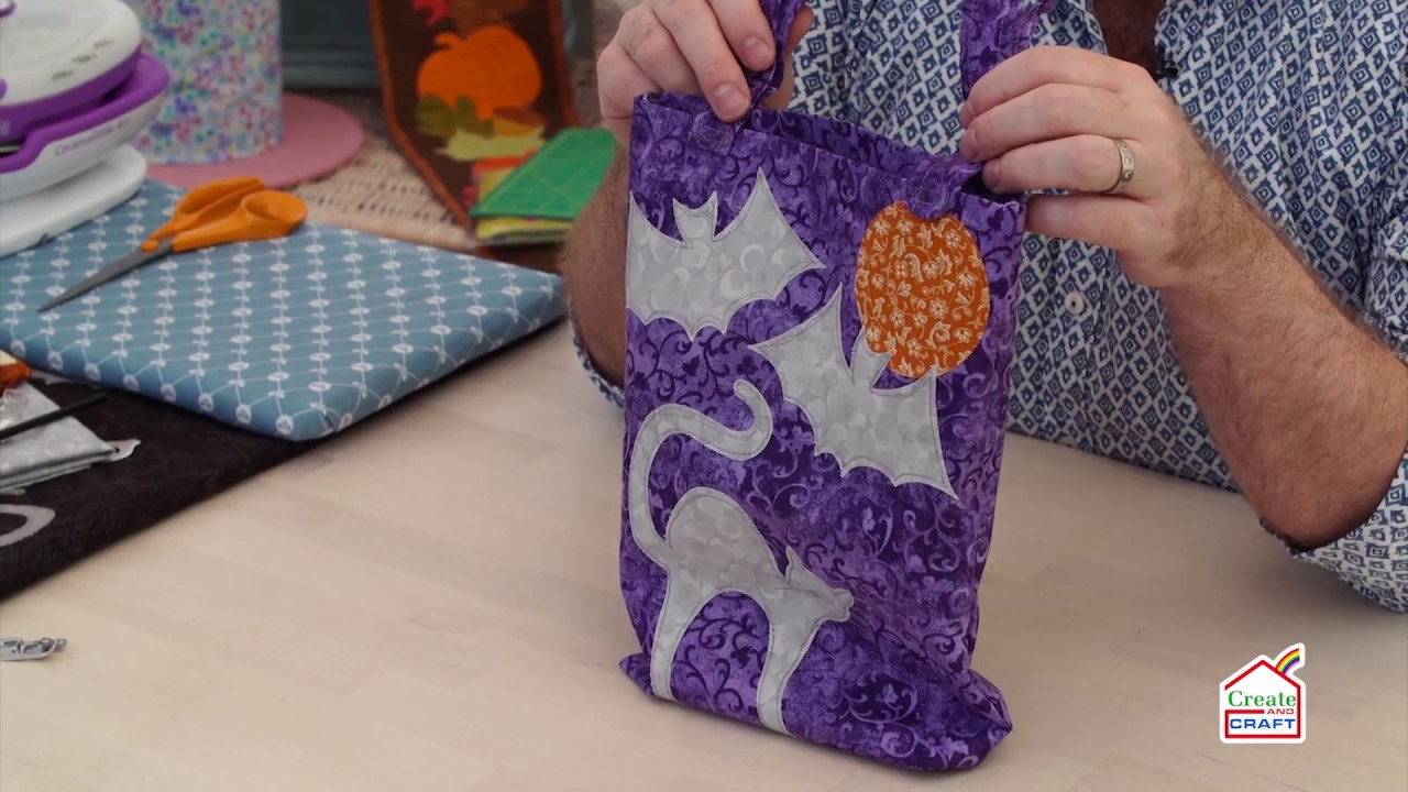 Stuart Hillard Makes a Treat or Treat Bag - YouTube