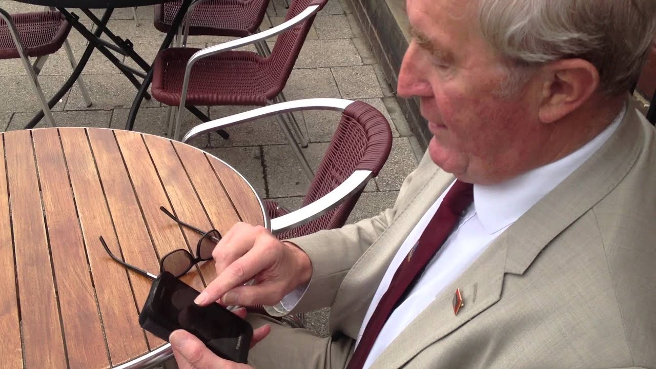 Mr Ramsgate gives Thanet Gazette mobile site thumbs up - YouTube