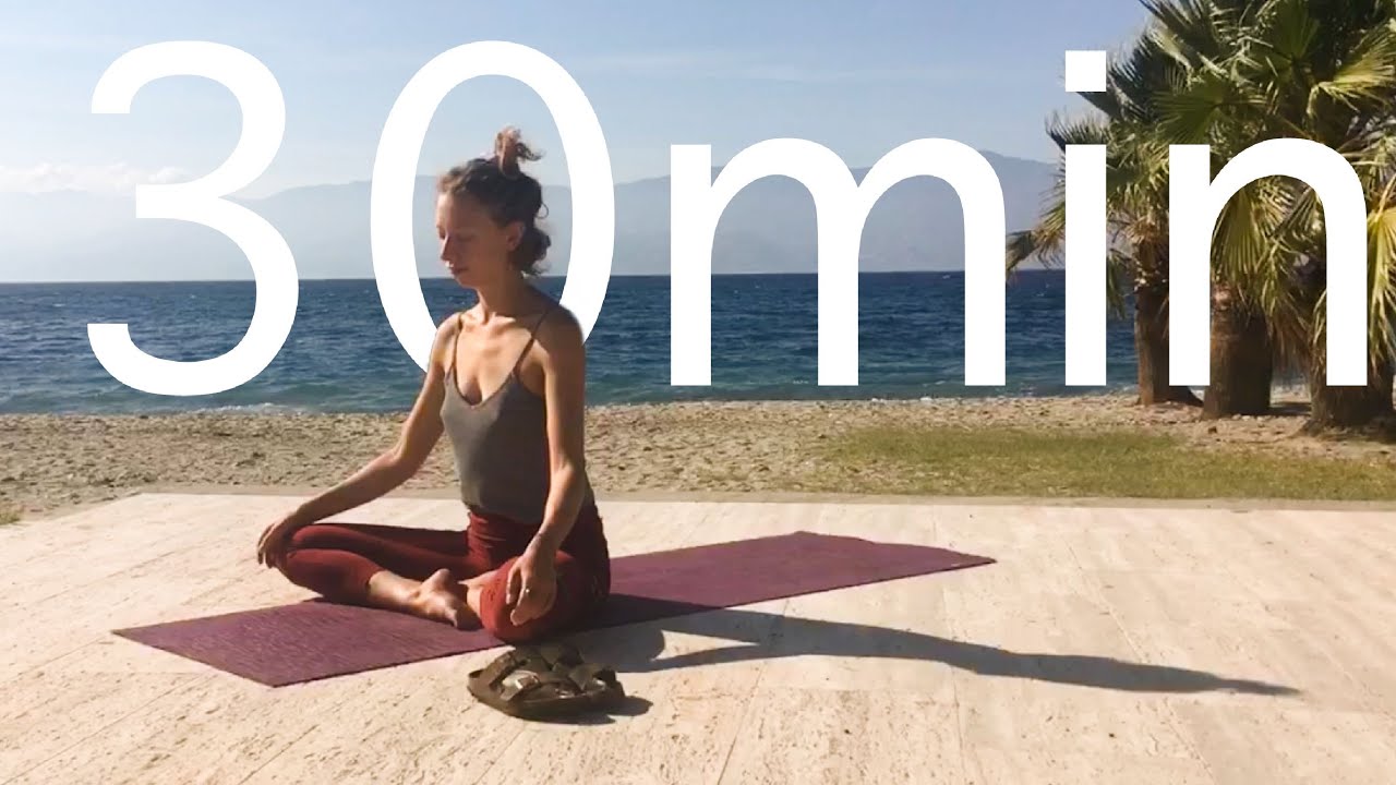 30min Power Flow | Big Stretch Studio - YouTube