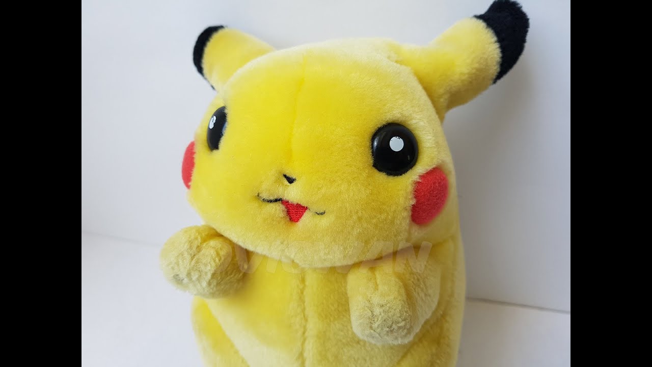 Peluche Pikachu con sonidos Pokémon Game Freak Hasbro - YouTube