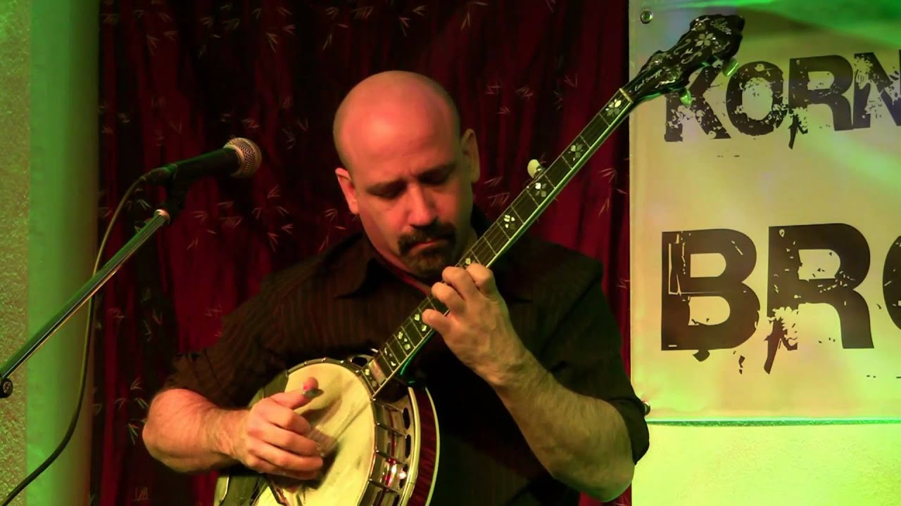 Tony Furtado live in Germany banjo solo - YouTube