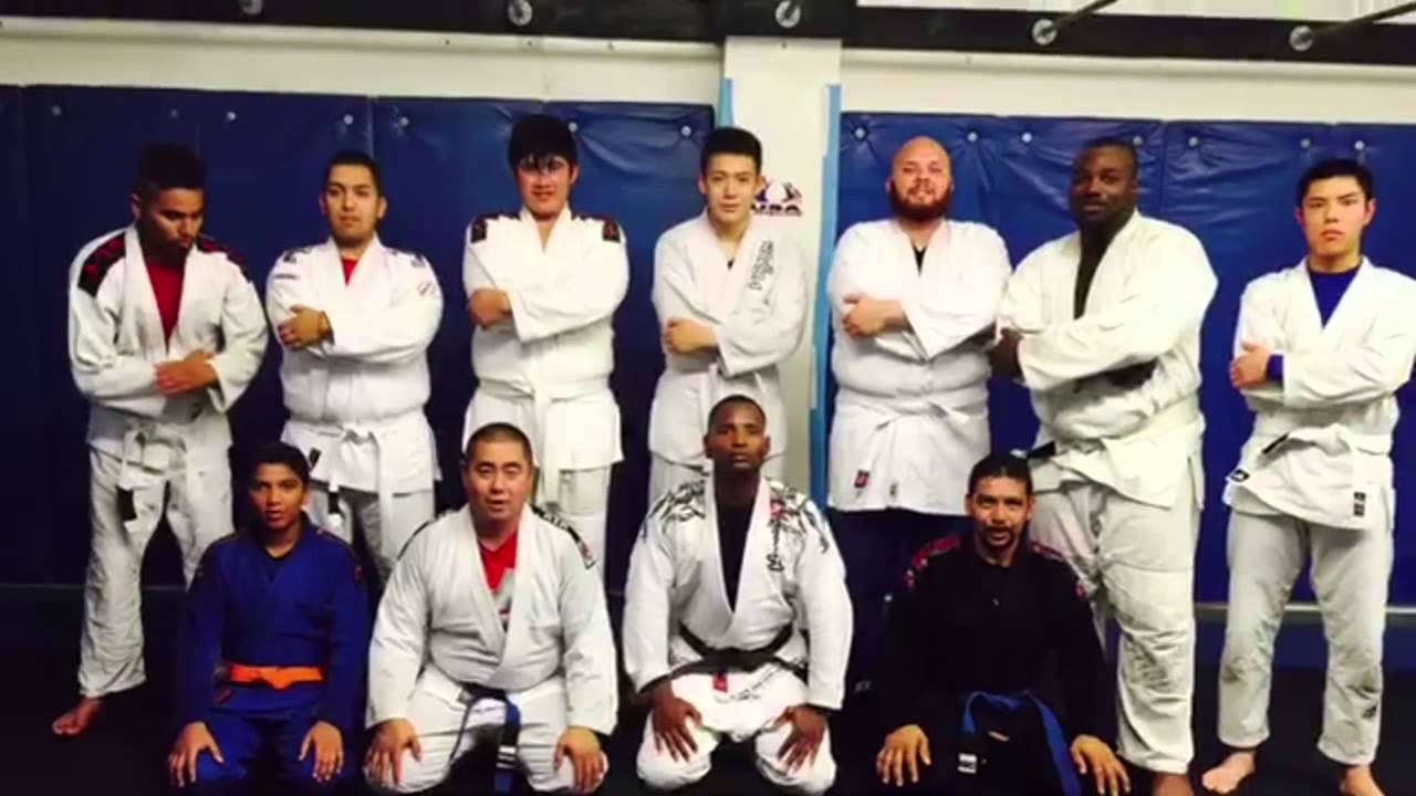 Self Defense Wrist Grab #1 - YouTube