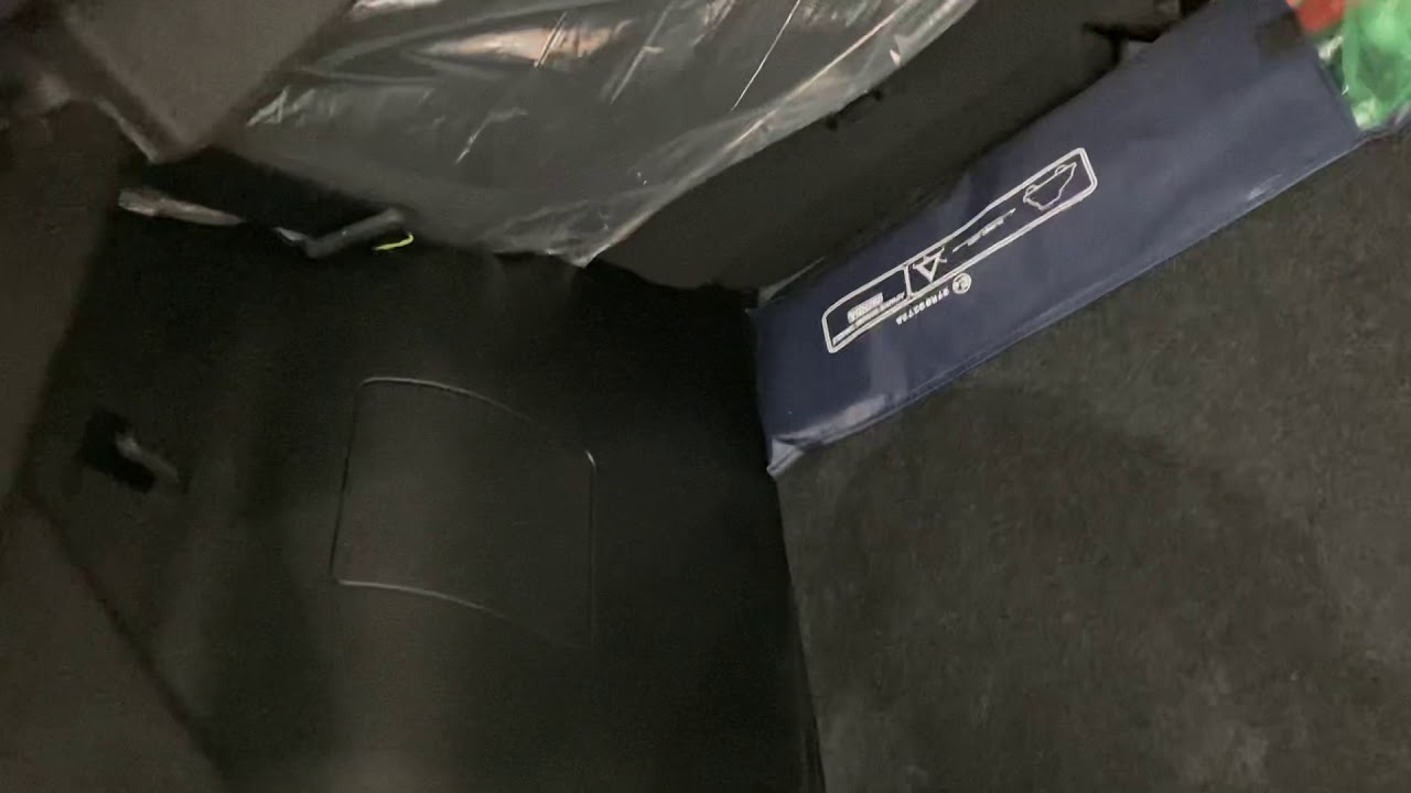 Renault KIGER boot space| 405 litre massive| - YouTube