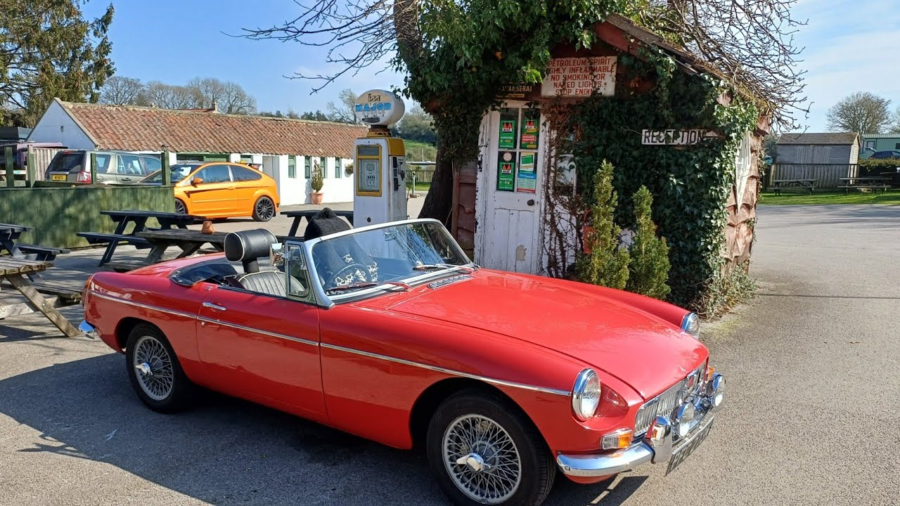5. Buying an MGB (updated version) - YouTube