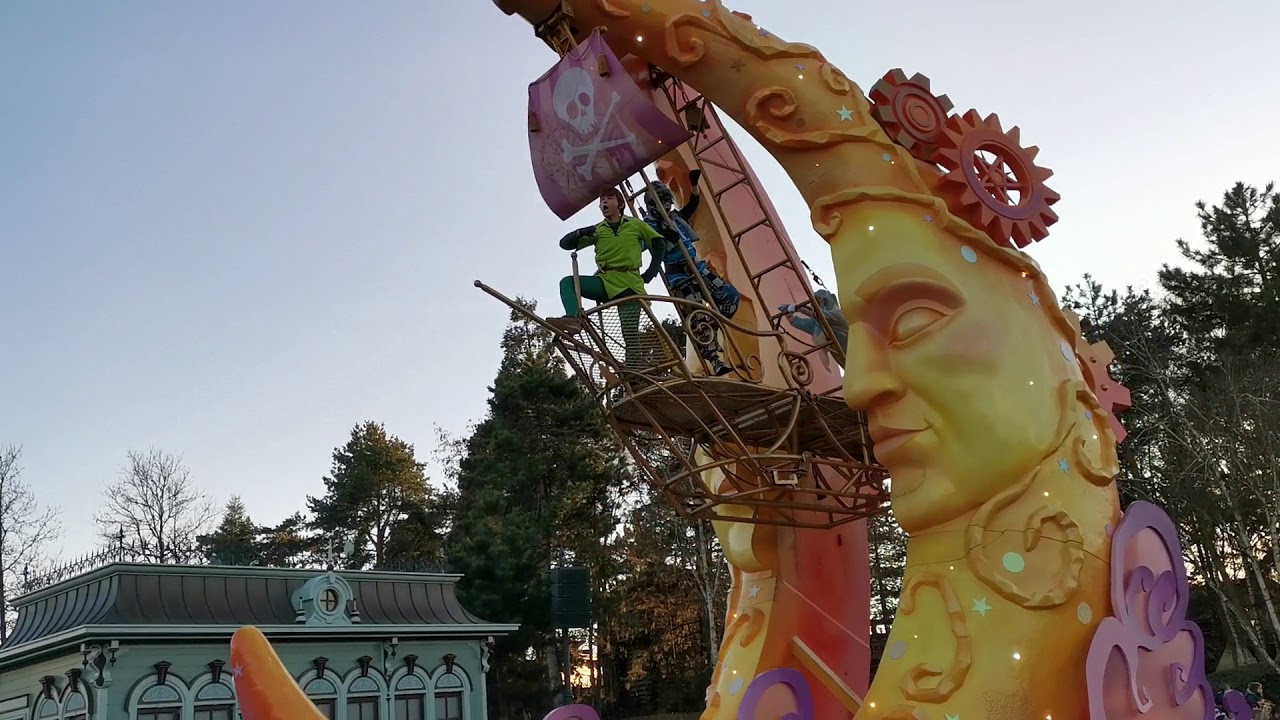 Disney All Stars Parade - February 2019 - YouTube