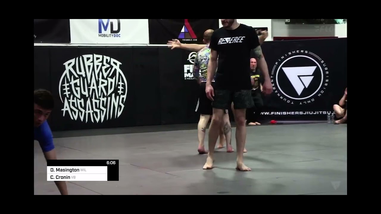 D-Boy vs Colin Cronin - YouTube