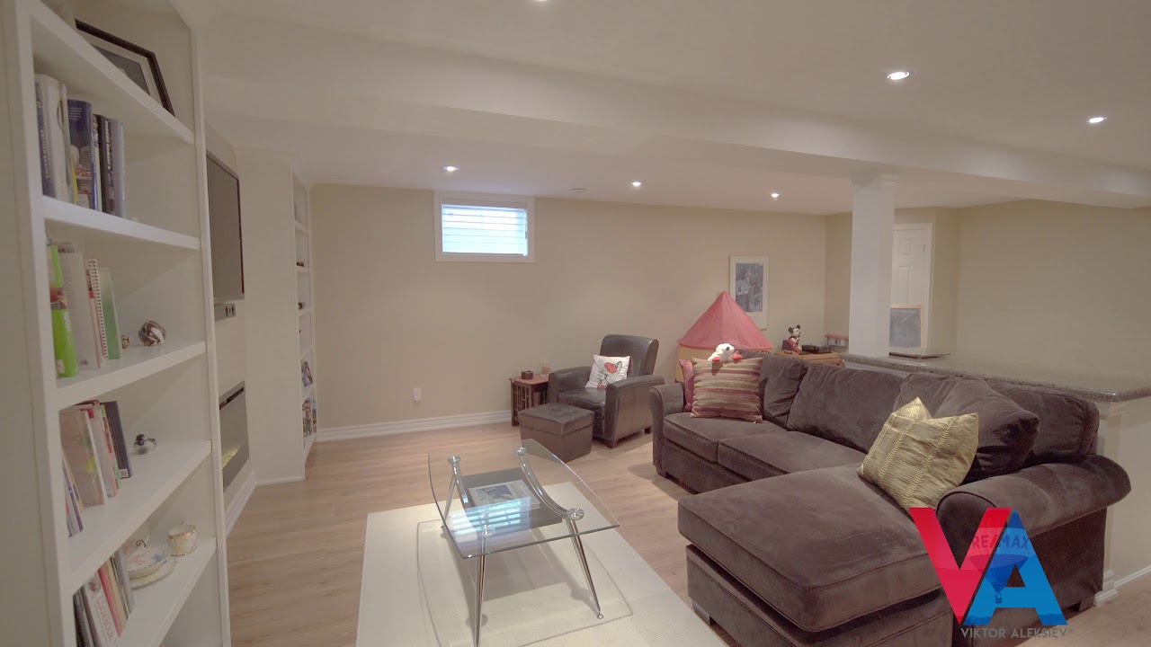 9 Carson Court , St Catharines - YouTube