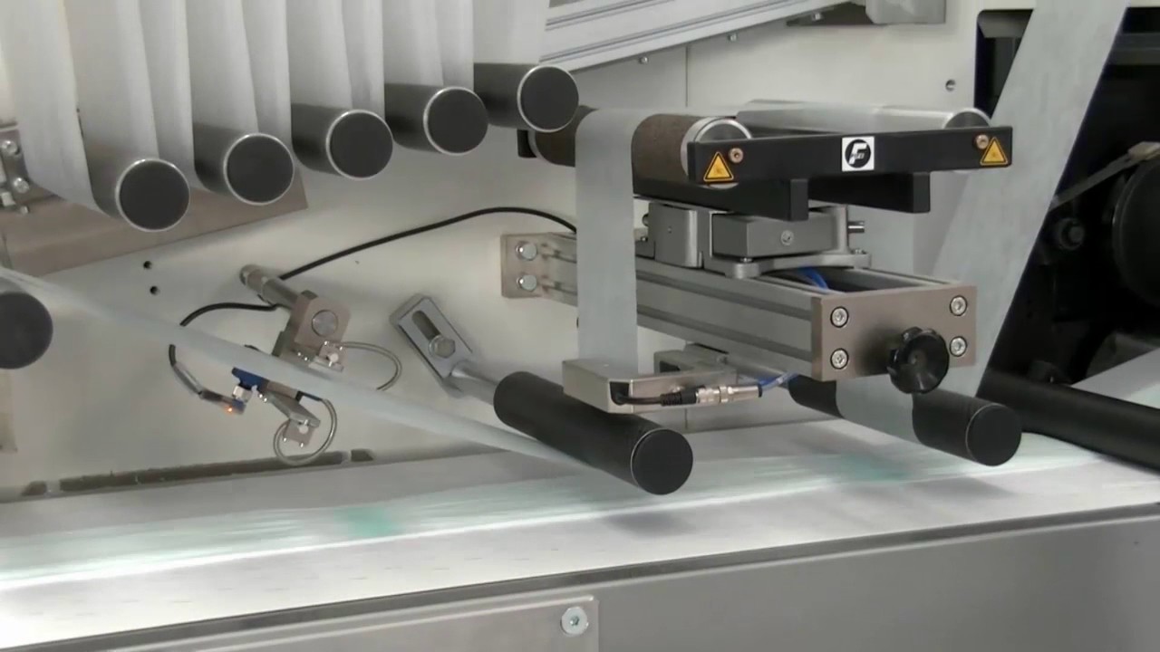 ADE BABY DIAPER MACHINE "Giotto" - YouTube