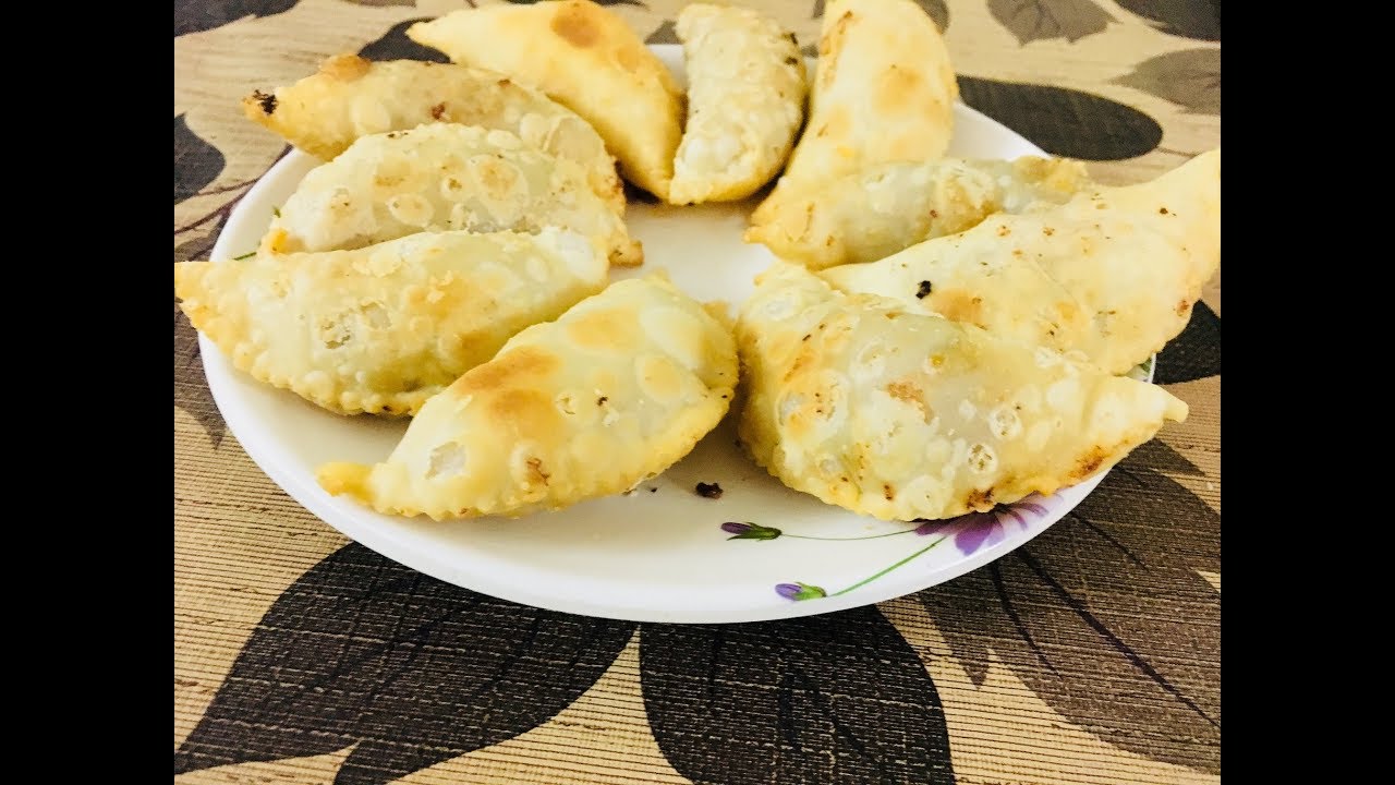 Gujiya Recipe | How to make Gujiya | Holi Sweets | Mawa Gujiya - YouTube