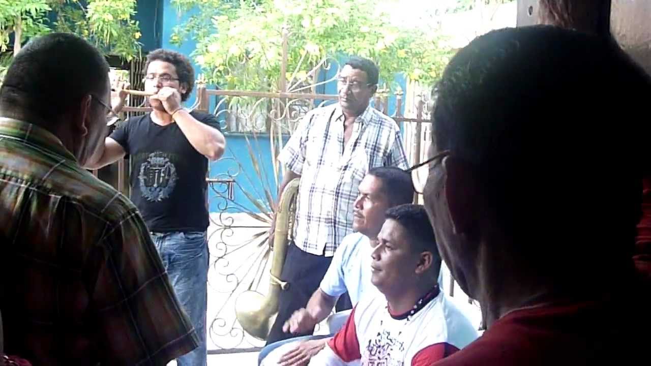 MARLON DE LA PEÑA Y LA CUMBIA MODERNA DE PEDRO "RAMAYA" - YouTube Music