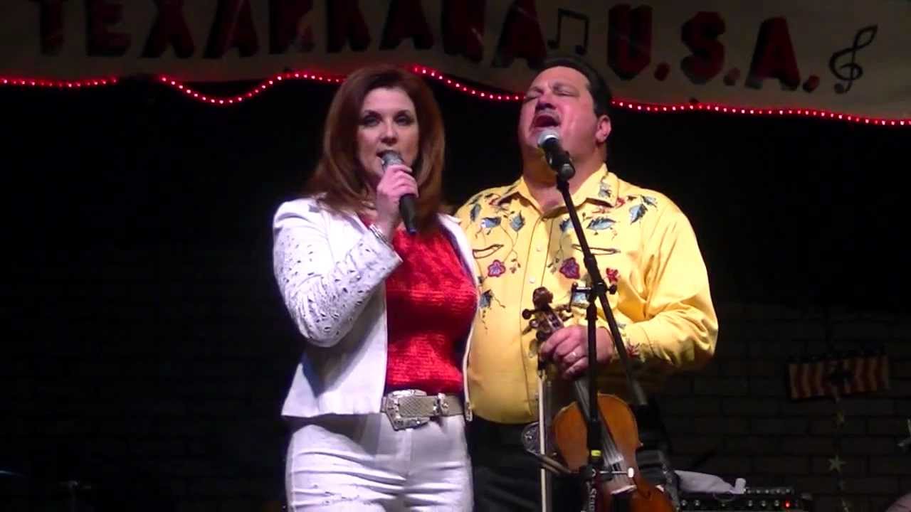 Teresa Bowe Landry sings country duet with husband Wade at Oaklawn Opry ...