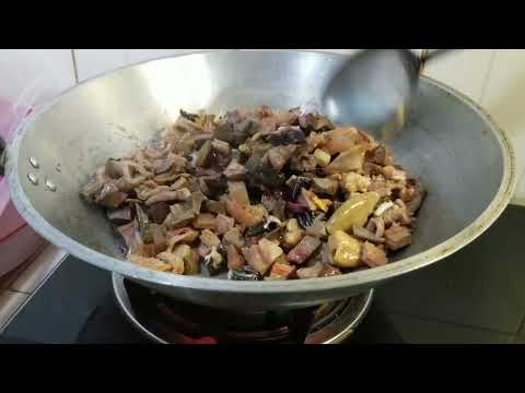 Ep 204 sarap talaga pag ganito luto sa beef papaitan sabaw palang ulam ...