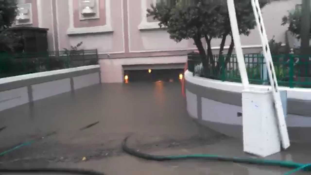 AJC Garage Flood 12/11/14 - YouTube