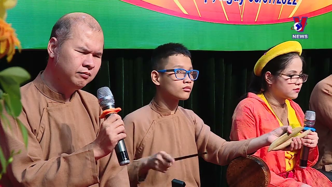 First “xam” singing club for blind people officially opens - YouTube