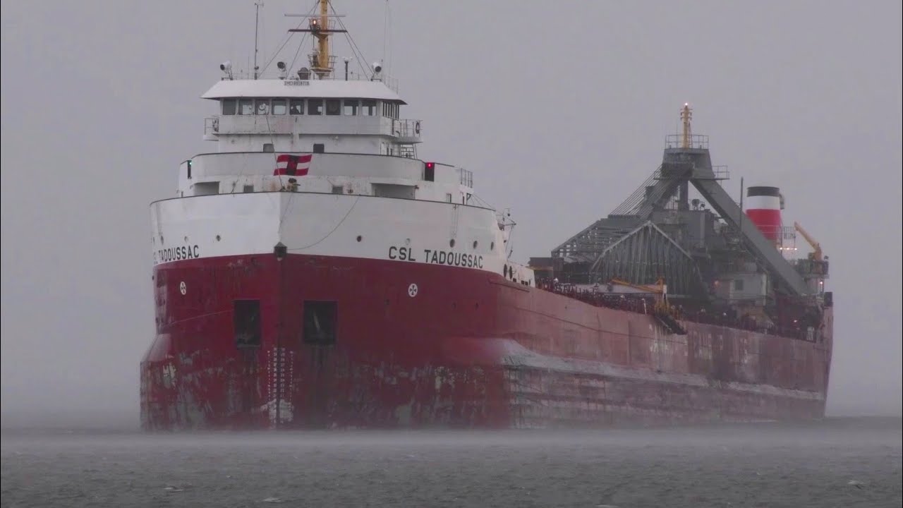CSL Tadoussac - A Stormy Arrival! - YouTube