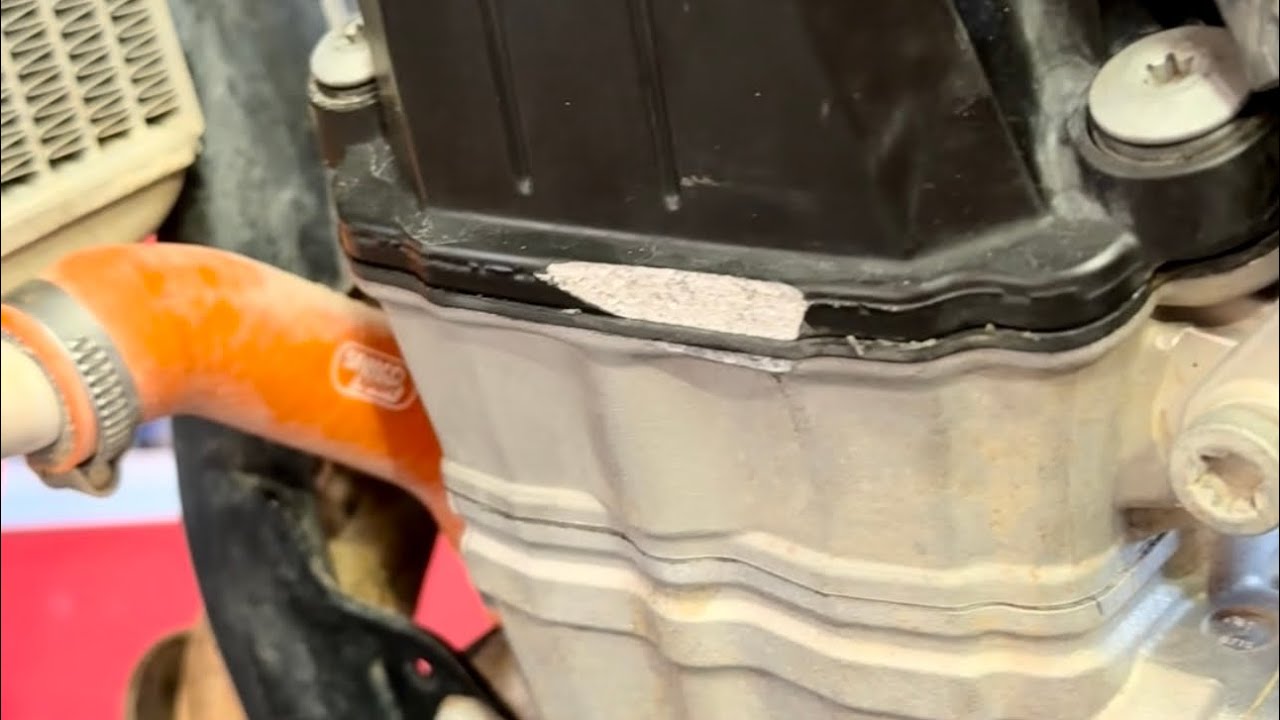 IMS FUEL TANK TECH TIPS FOR KTM - YouTube
