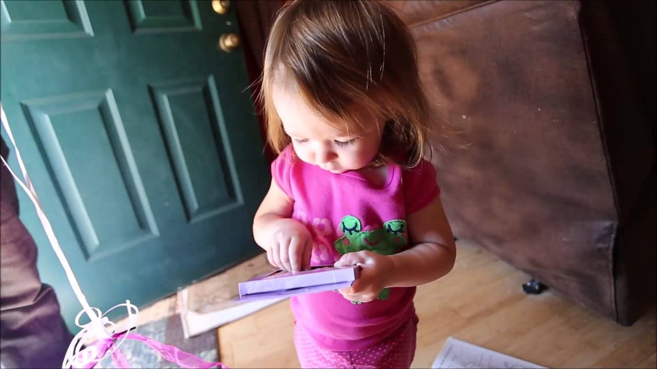 Zaylee's Valentine's day - YouTube