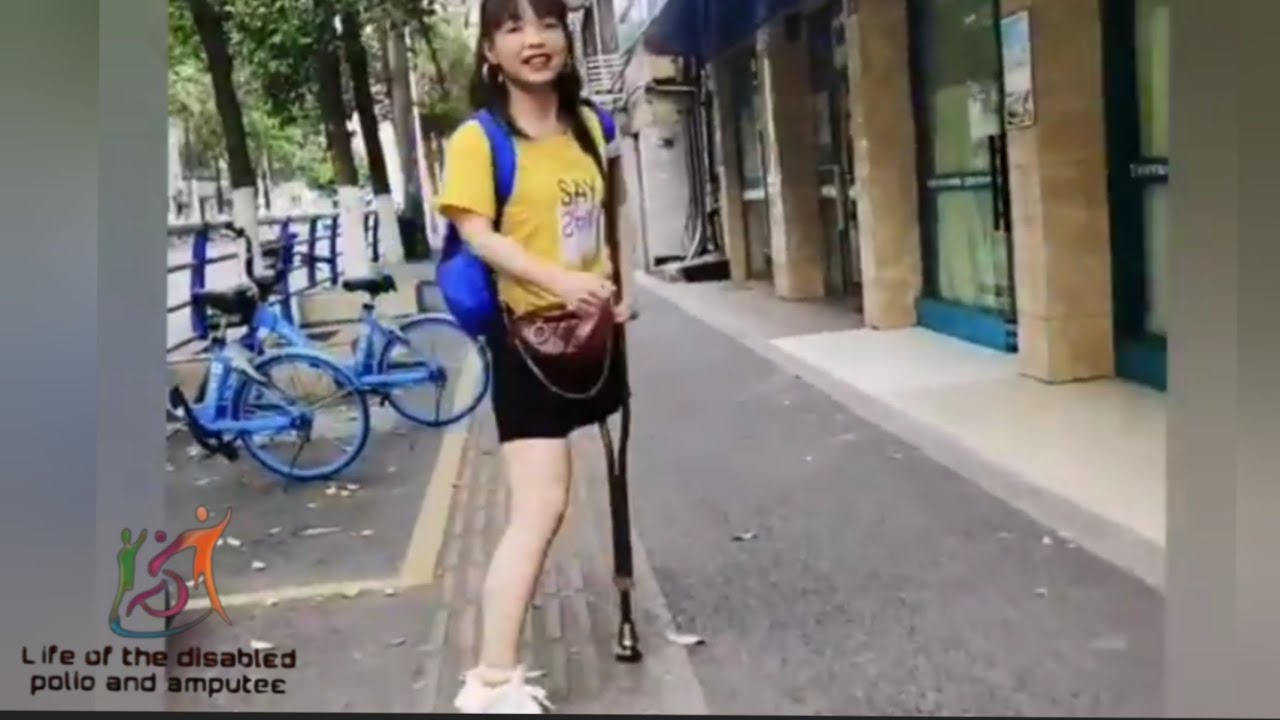 The beautiful amputee woman challenges the disability with one leg # ...