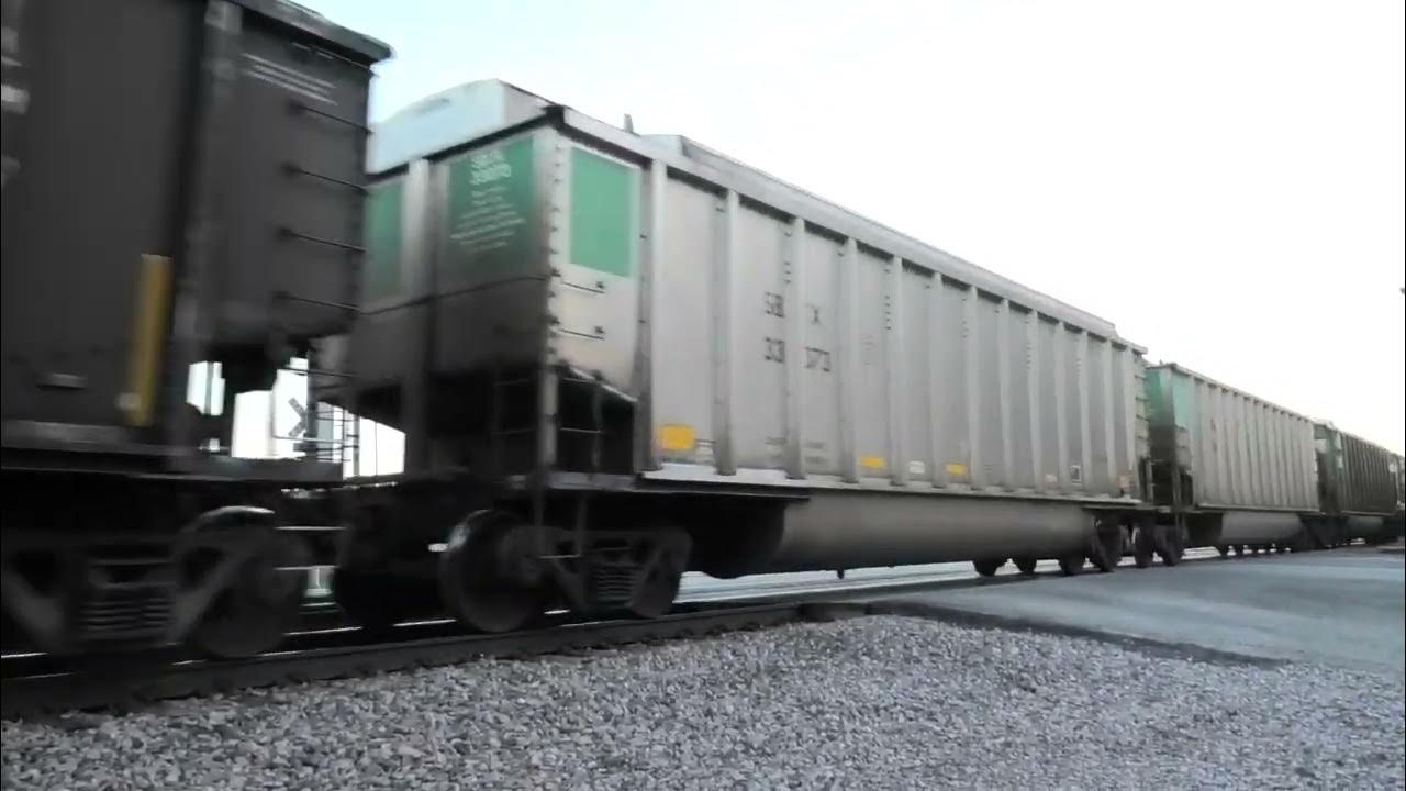 BNSF 3954 East in Emporia, KS 7/9/22 - YouTube