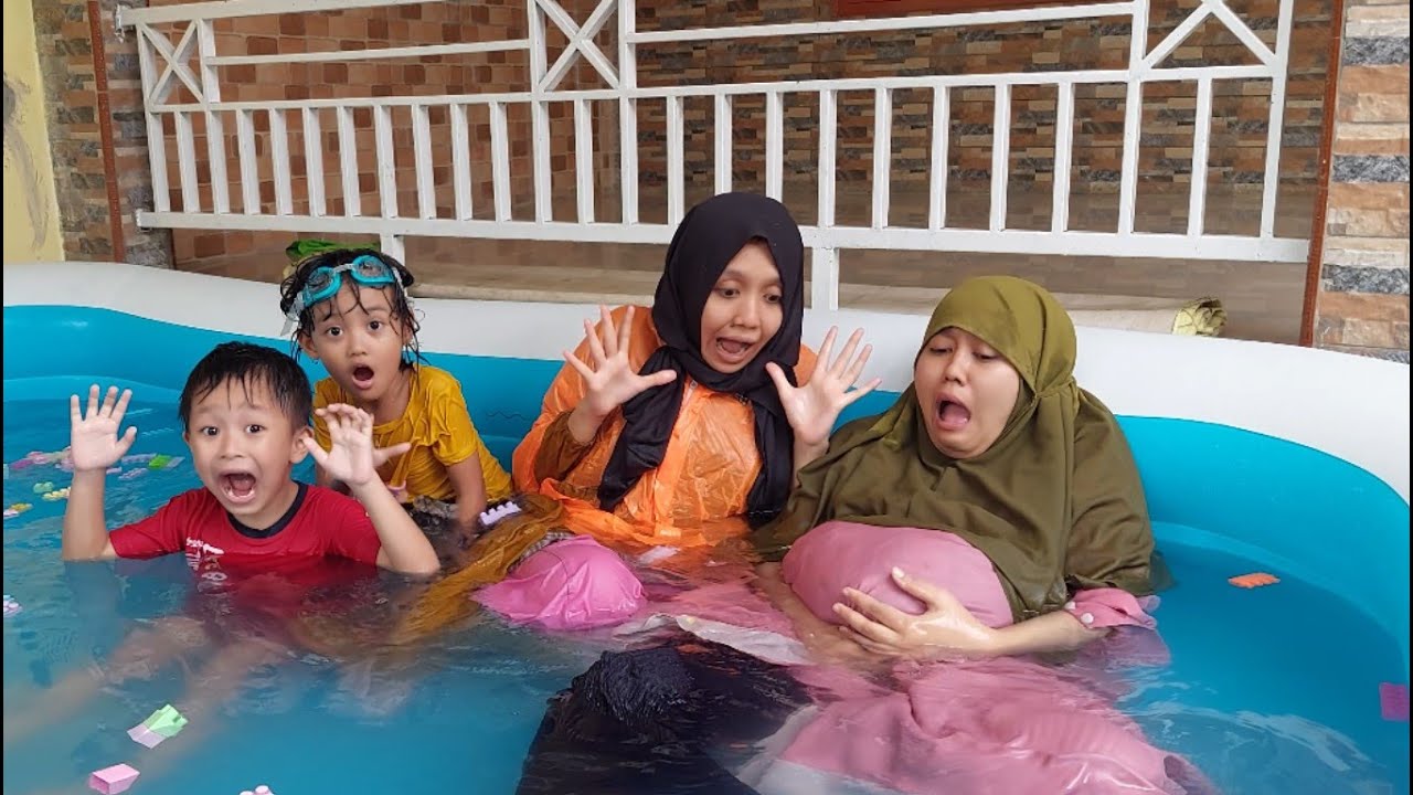 Ibu Hamil Melahirkan Anak Mirip Boneka Squid Game di kolam renang ...