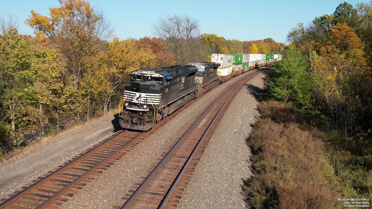 NS 1228 Otis, IN 10/21/22 - YouTube