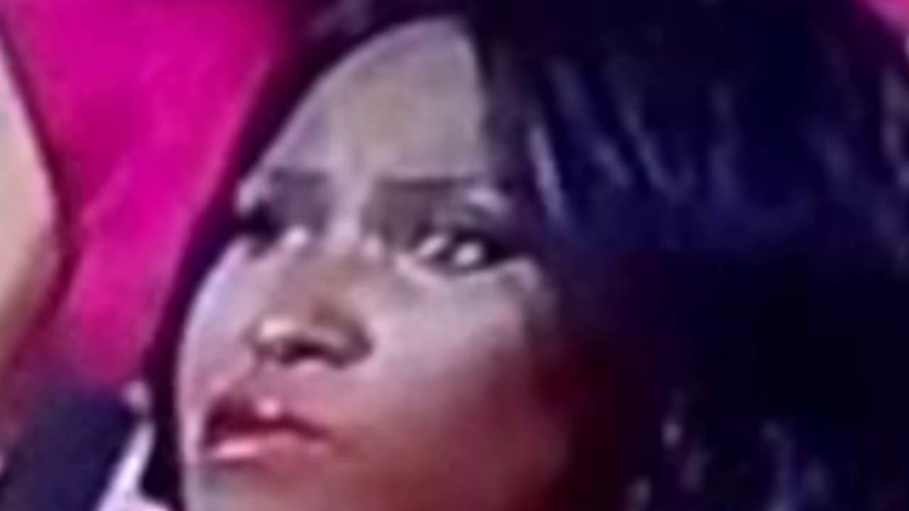 Reptilian Woman Shapeshifter Caught on Live TV - YouTube