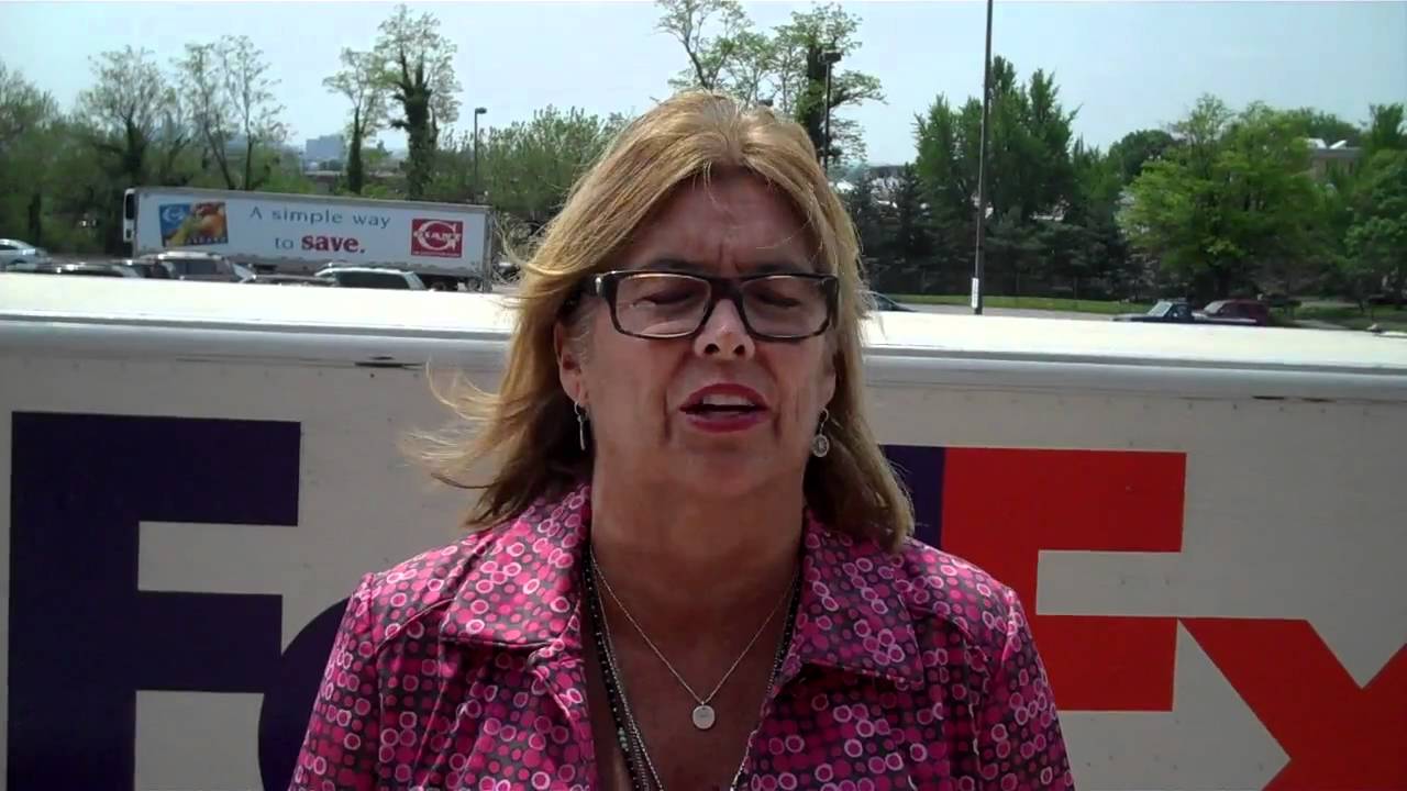 Laurie DeYoung 05-02-11 - YouTube