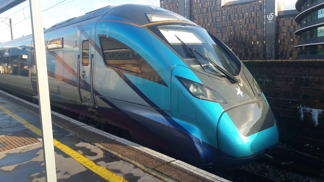 Transpennine Express Class 397 departs Manchester Piccadilly | 12/2 ...