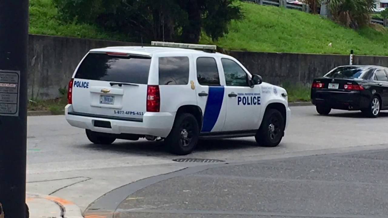 Homeland Security Federal Protective Service Units Passing By - YouTube