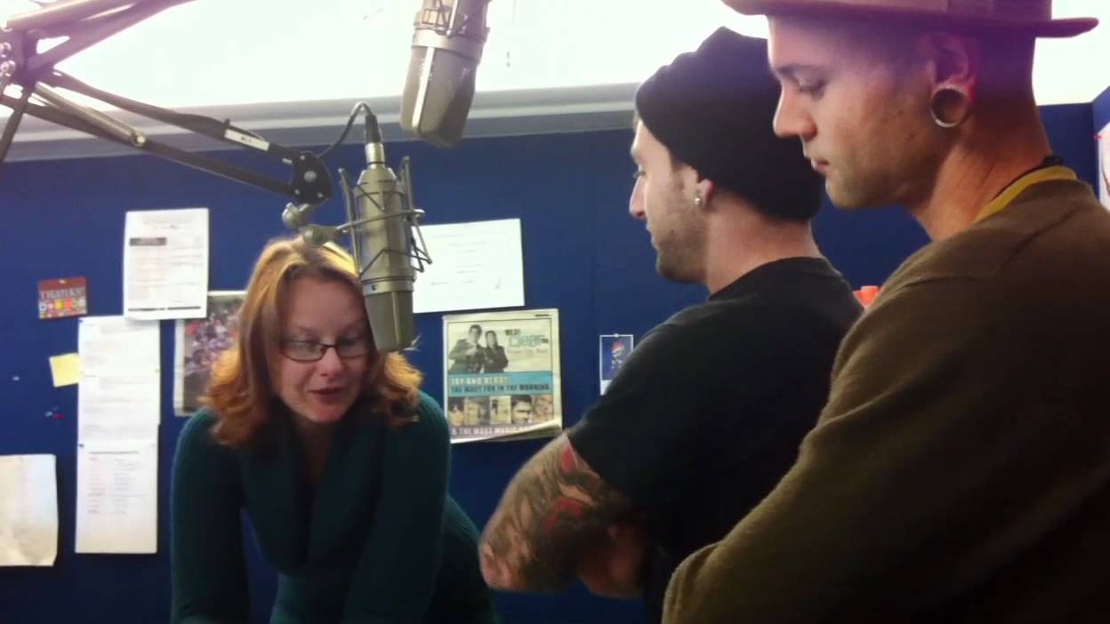 102.3 CLEAR FM Hedley after the interview with Andy Cole! - YouTube