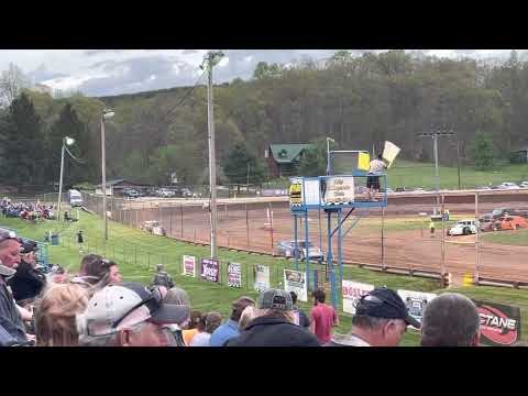 Ohio Valley Speedway 4/21/23 hotlap/qualifications - YouTube
