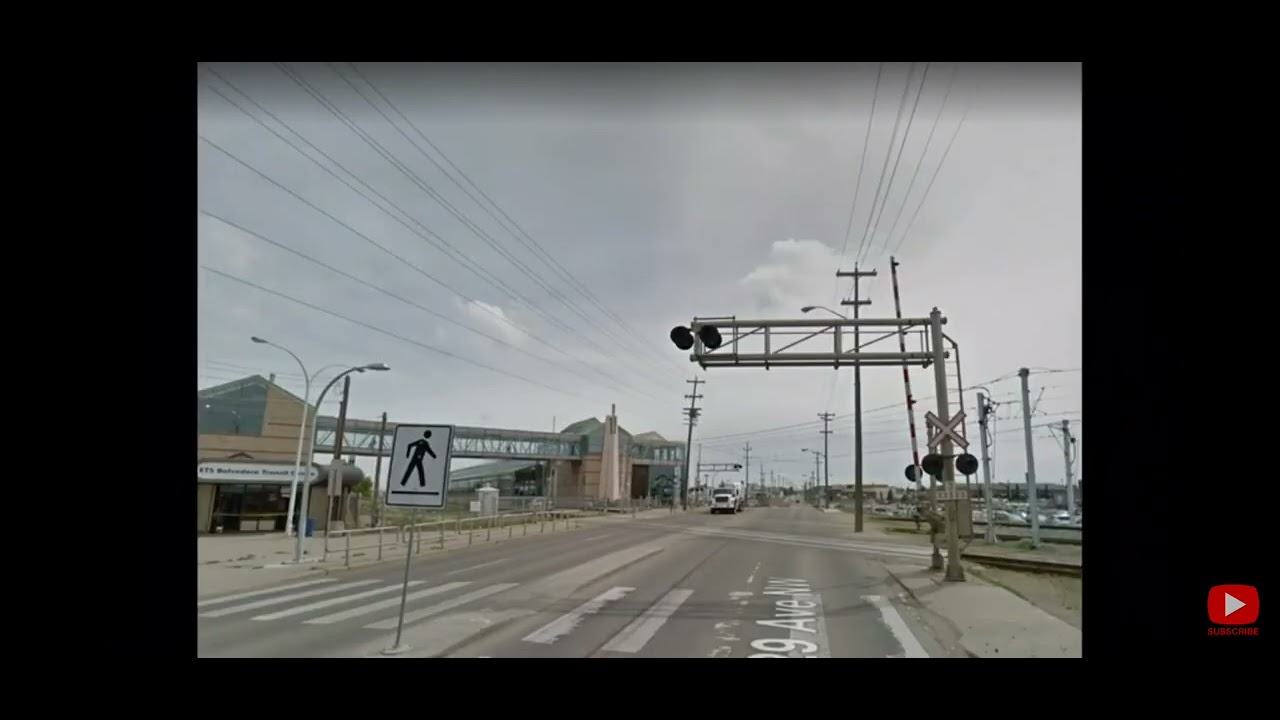321 go but is cn train crossing - YouTube