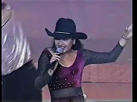 Lidia Cavazos - Háblale De Mí - YouTube