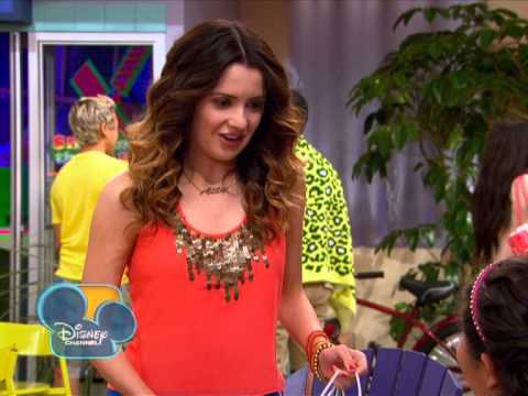 Austin ve Ally: Austin, Ally'e olan duygularını kabul ediyor.