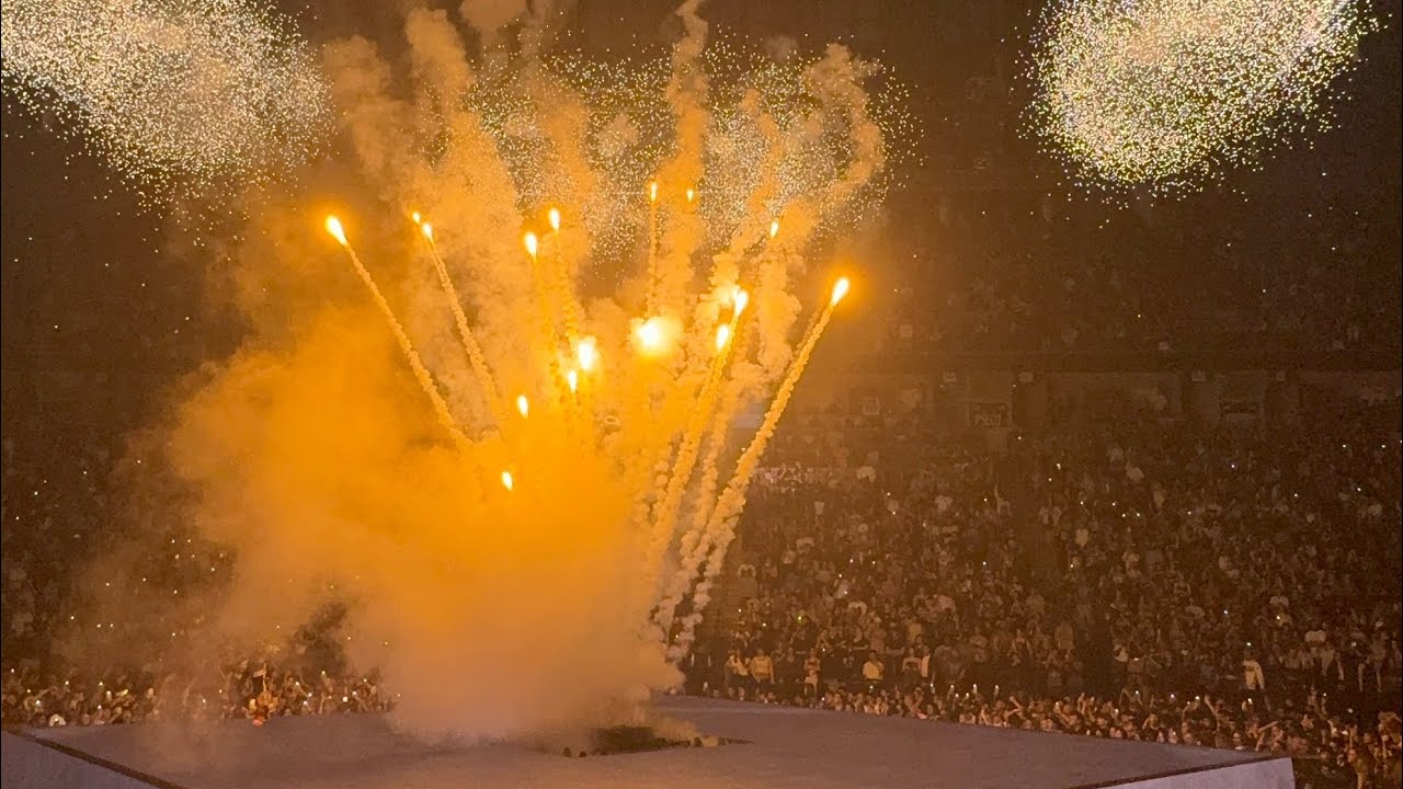 Drake: IDGAF [Pennsylvania, Penn state - March 31, 2024] - YouTube