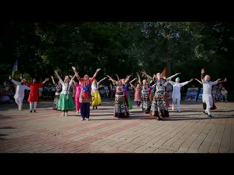 Flash mob for Indian Independence Day, India Waale, Poltava 2021