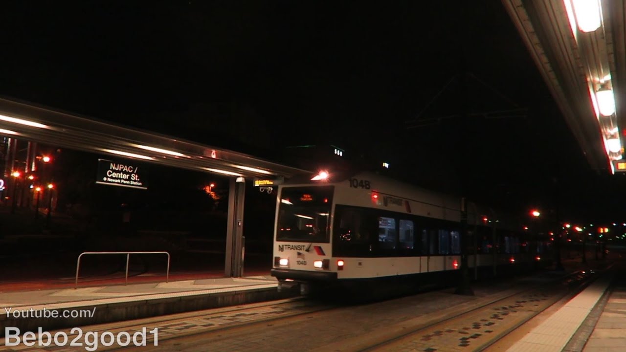 NJT Newark Light Rail Train (Single Longer Set LRV) at Center St LRT ...