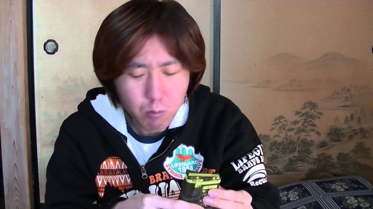 LOTTE ONE TAB アーモンド＆プレッツェルを食べてみた。 - YouTube