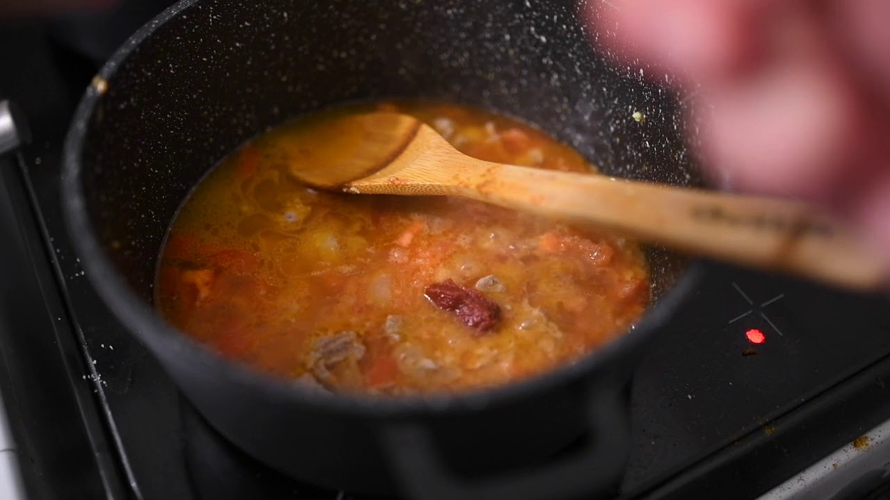 Romazava Bœuf une recette Malgache - YouTube