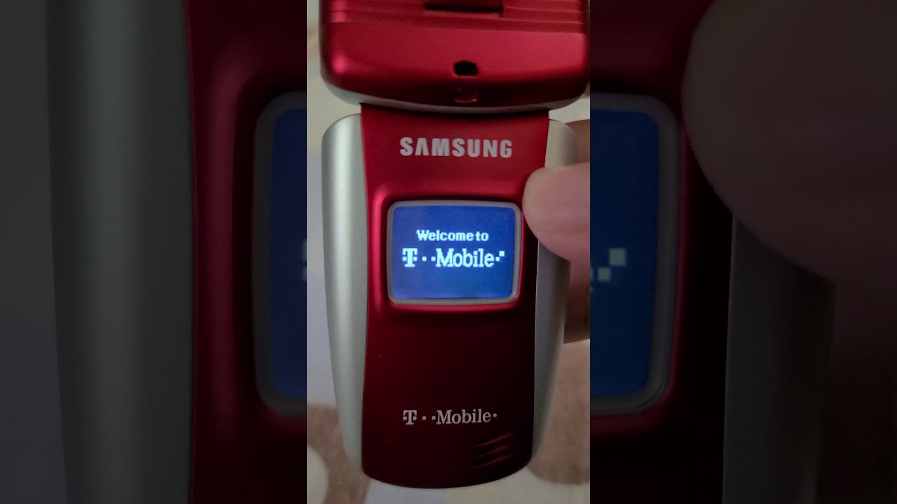 Samsung SGH-T209 Power ON & Power OFF (external screen) - YouTube