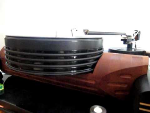 Nottingham Analogue Studios Anna Log tuntable - YouTube