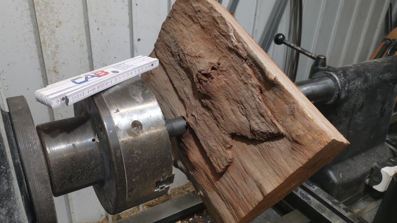 Woodturning - Log to bowl with natural edge - YouTube